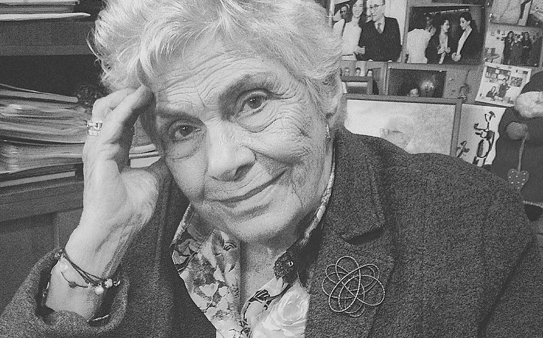 Κική Δημουλά: «Εκκρεμεί το άγνωστο υπόλοιπο της ακόμα τώρα ζωής μου ...